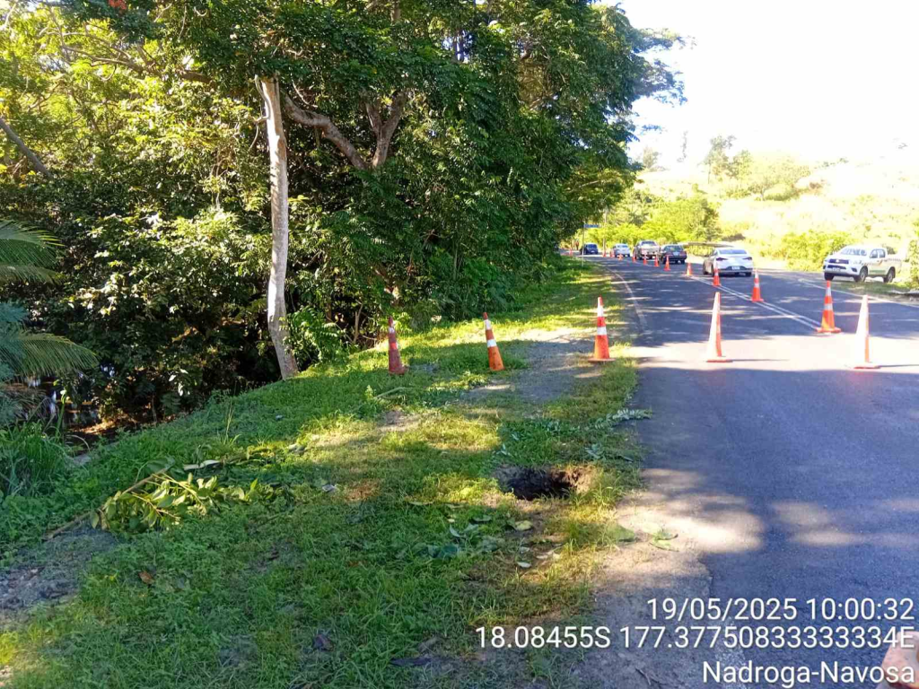 SINKHOLE ALONG QUEENS ROAD, NEAR SEMO VILLAGE - Fiji Roads Authority