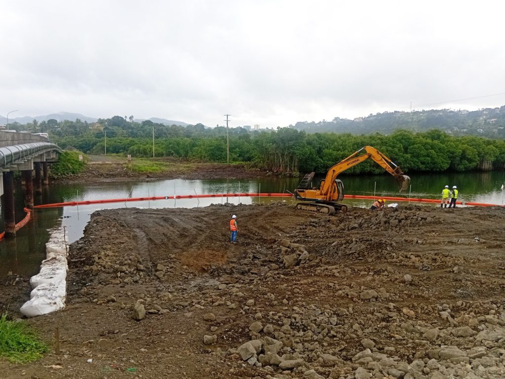 DIVERSION / ALIGNMENT CHANGES FOR CONSTRUCTION OF NEW TAMAVUA-I-WAI ...