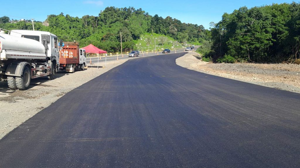 TRAFFIC DIVERSIONS AND ALIGNMENT CHANGES FOR THE NEW TAMAVUA-I-WAI ...